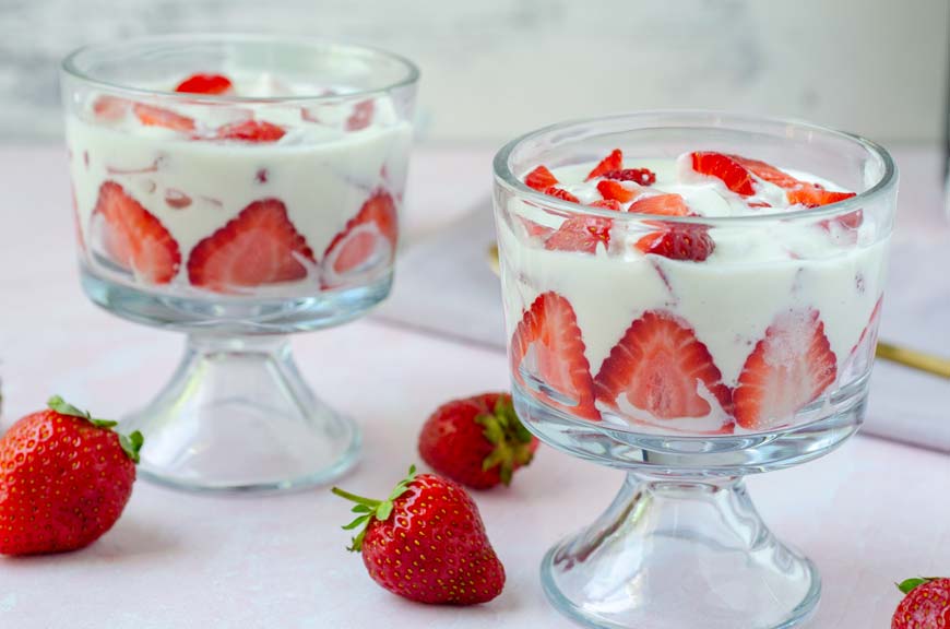 Receta de Fresas con Crema al Estilo Michoacán ¡Rico Postre!